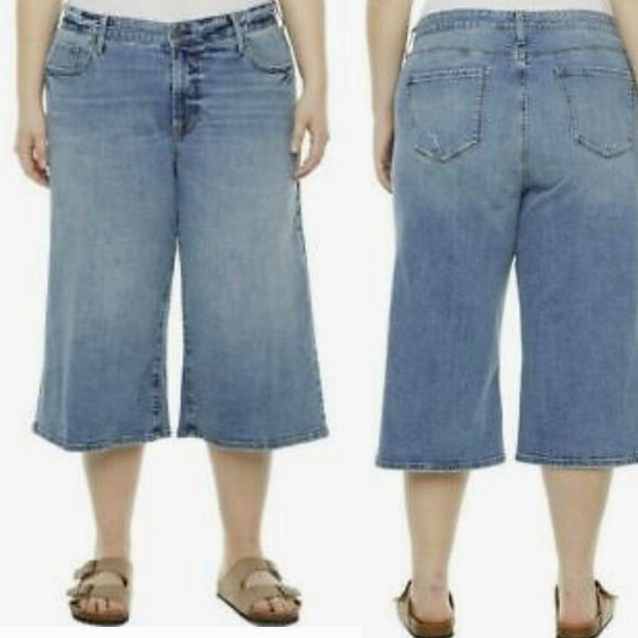 a.n.a | Jeans | Nwt Ana High Rise Wide Leg Crop Jean | Poshmark